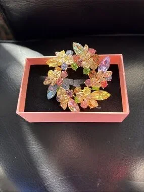 Jewelry | Stunning Vintage Multicolour Crystal Floral Wreath Brooch ...
